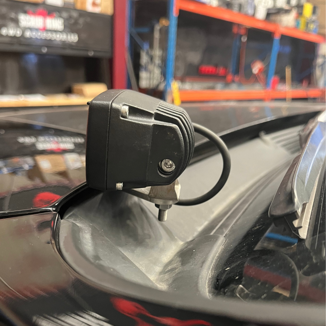 2022-2024 Mitsubishi Pajero Sport Bonnet Hinge Ditch Light Bracket Pai ...