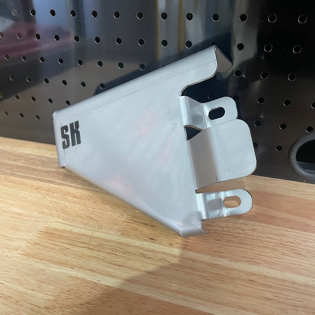 Toyota Landcruiser 70 Series Diff Lock Actuator Guard (2.8L) – Scrub King